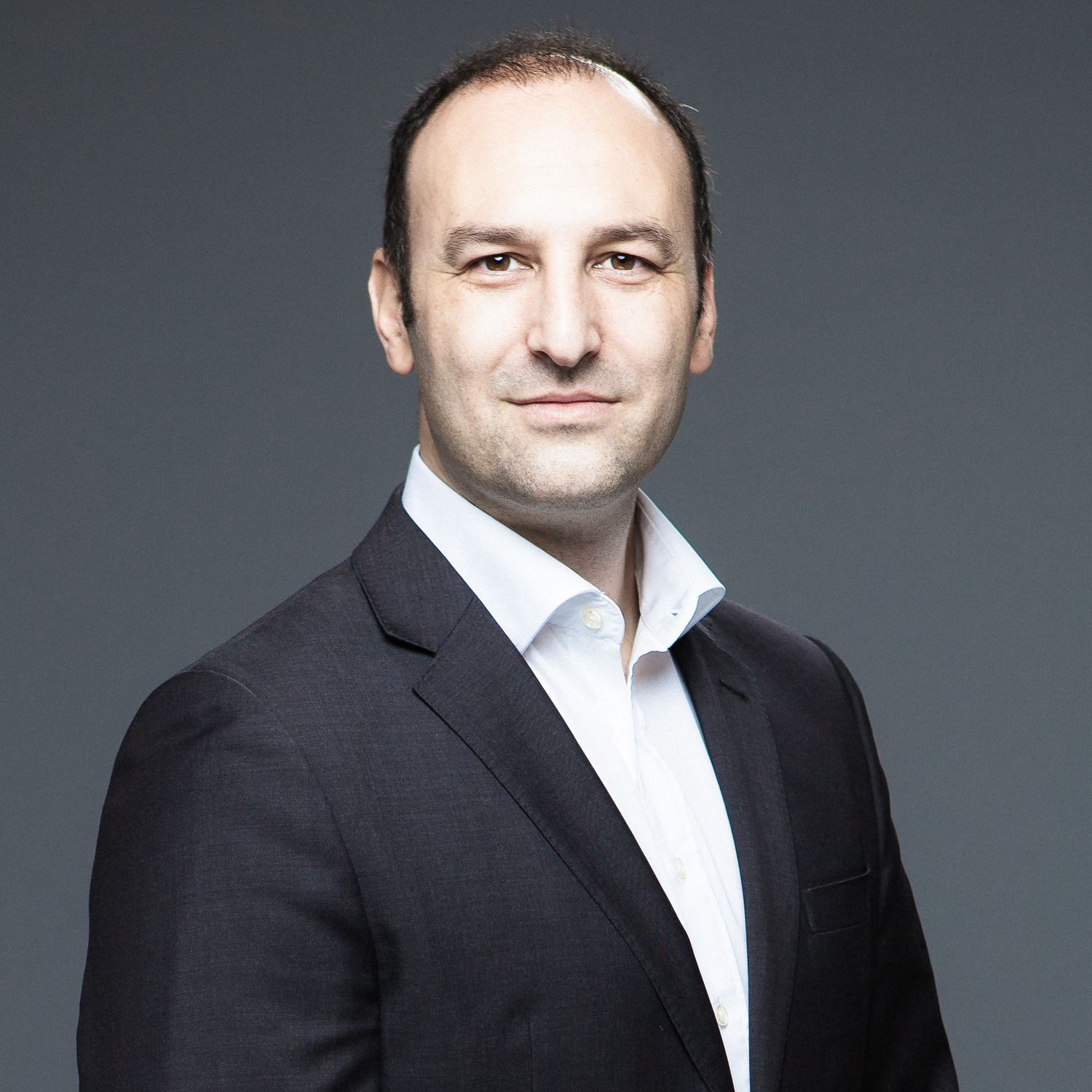 Laurent Bouchou est nommé directeur marketing international d'Oxatis, à ...